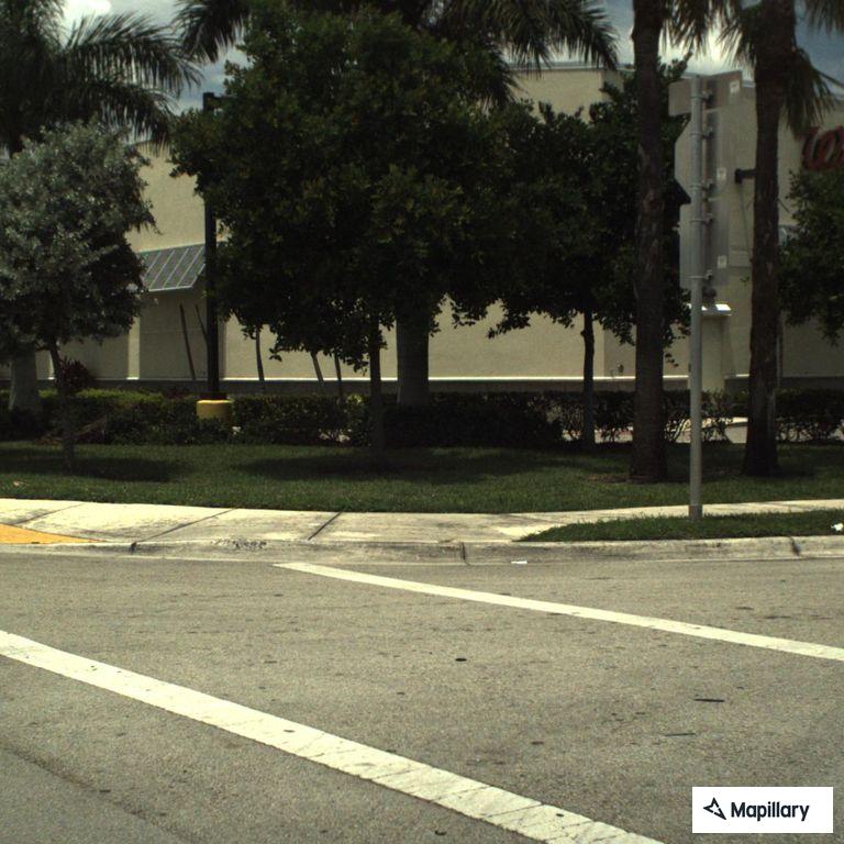 Individual threatens someone at residence in Pompano Beach, Pompano Beach FL | CrimeRadar