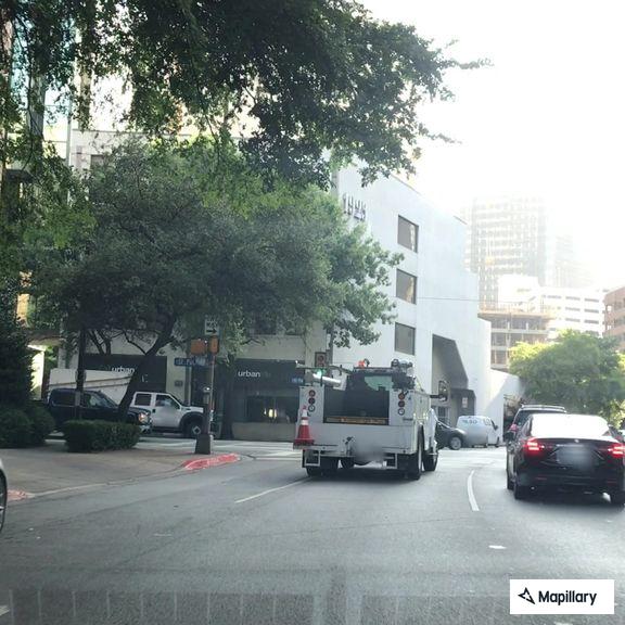 Shooting victim shot in car that crashed in Dallas, Dallas TX | CrimeRadar