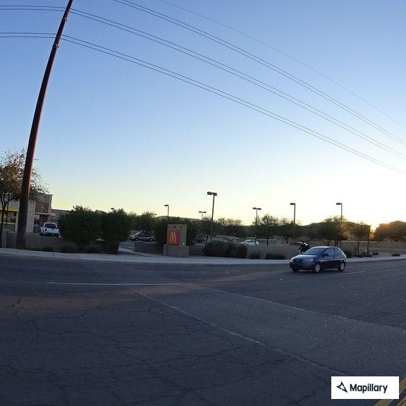 Ex-boyfriend sparks domestic standoff at Tempe McDonald's, Tempe AZ ...