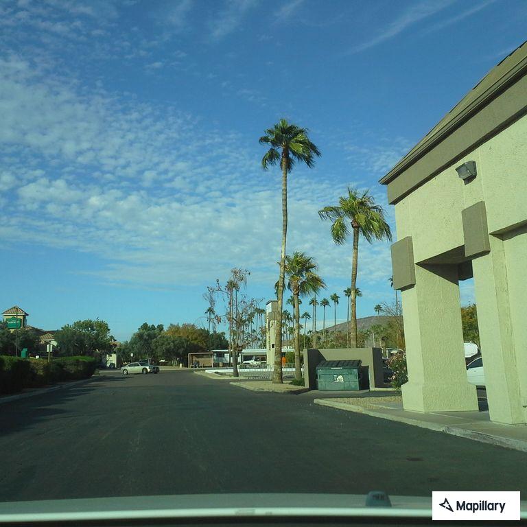 Vehicle fire reported in phoenix box truck, Phoenix AZ | CrimeRadar