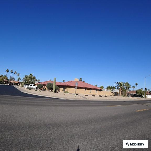 Crane work causes lane blockage on Stardust Boulevard, Sun City West AZ ...