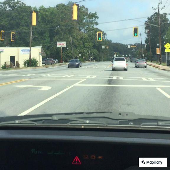 Cardiac arrest reported near Candler Rd auto shop, Atlanta GA | CrimeRadar