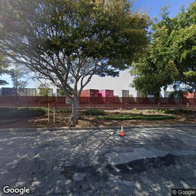 Two women clash violently near 405 Freeway in Carson, Carson CA ...