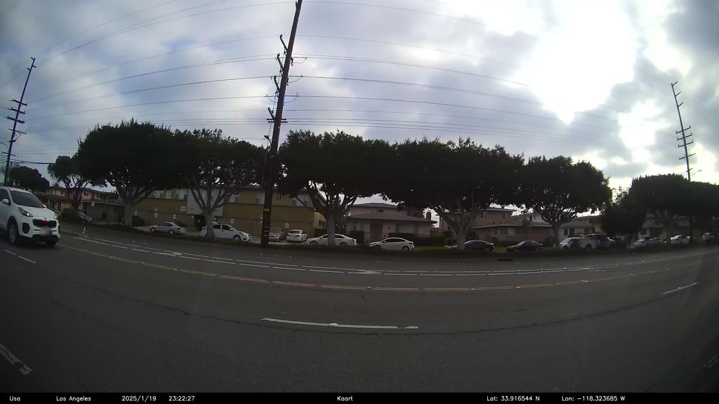 Outdoor fire reported near Main Street and El Segundo, Los Angeles ...