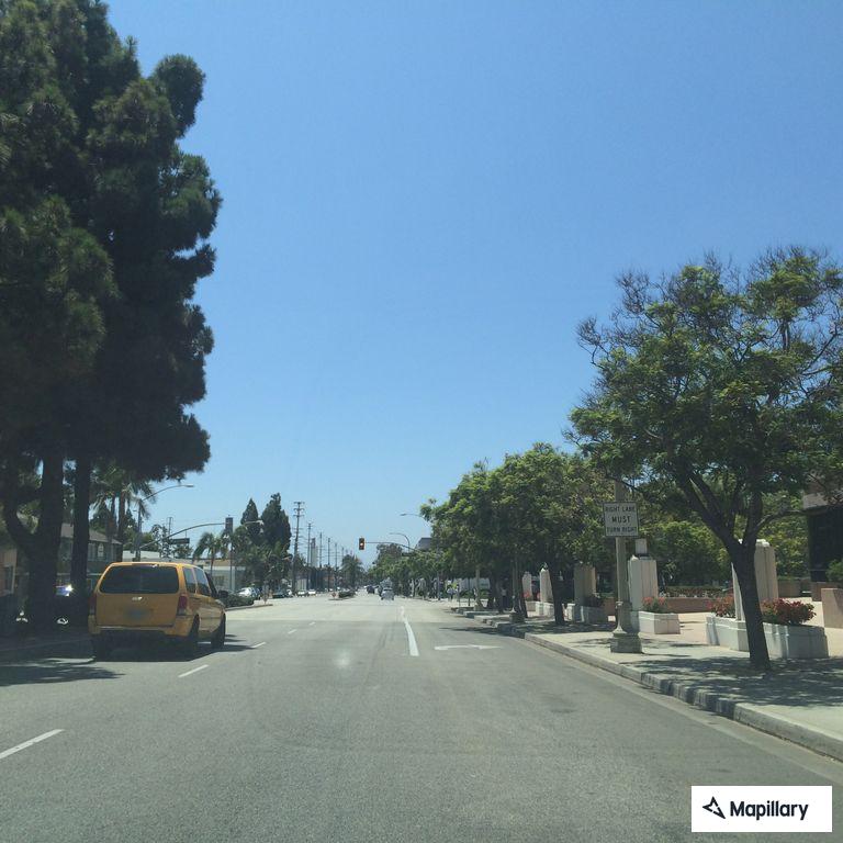 Electrical box with exposed wires found near post office, Culver City ...