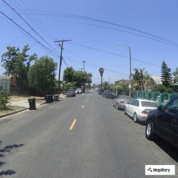 Neighbor dispute leads to battery report at apartment complex, Los ...