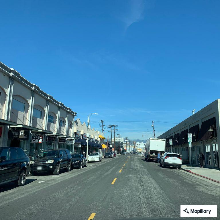 Auto collides with bicycle near San Julian street, Los Angeles CA ...