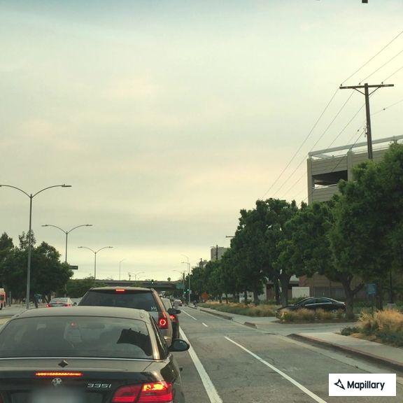 Possible battery reported near Venice Boulevard, Los Angeles CA ...