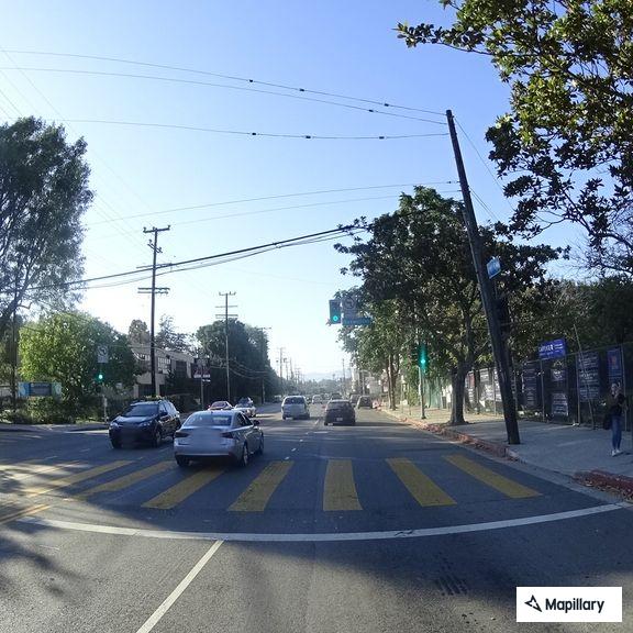 No collision found near Laurel Canyon and Maxwellton, Los Angeles CA ...