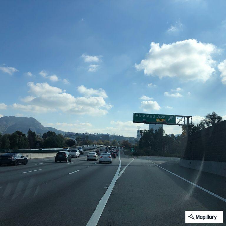 Traffic fire reported on Hollywood Freeway, Los Angeles CA | CrimeRadar