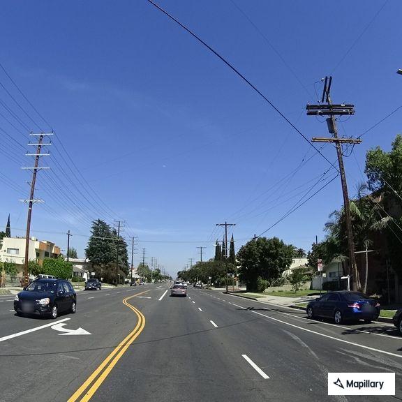 Deputies check on suspected street racing near Burbank Blvd, Los ...