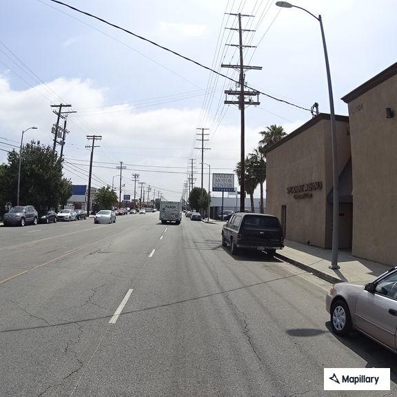 Person found unconscious near Oxnard St in Sherman Oaks, Los Angeles CA ...