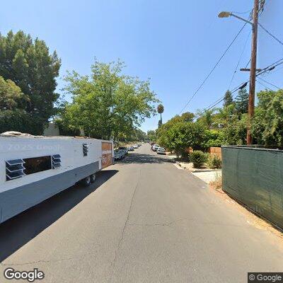 Deputies respond to domestic violence incident in Reseda, Los Angeles ...