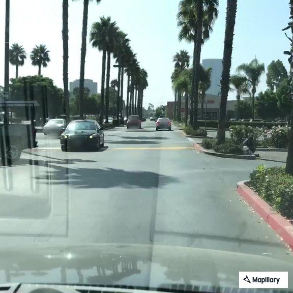 Police resolve disturbance near BMO Bank and Chipotle, Oxnard CA ...