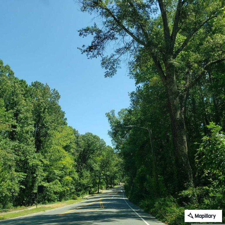 Crash reported near Duke University Rd with patient alert, Durham NC ...