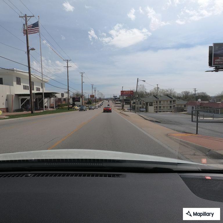 Injury crash near Branson Auto and Farm Museum, Branson MO | CrimeRadar