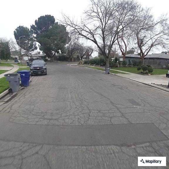 Traffic signal damaged in Fresno, Fresno CA | CrimeRadar