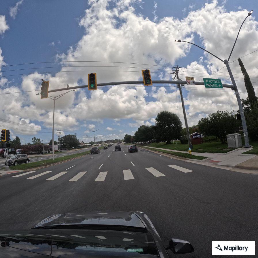 Large group arguing behind convenience store, Virginia Beach VA ...