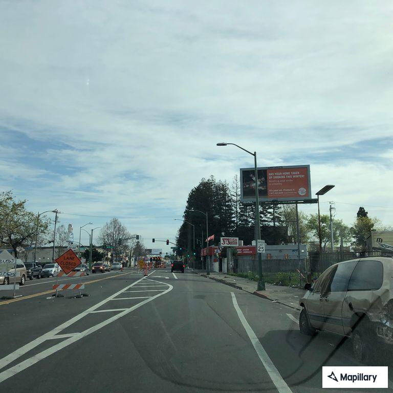 Police chase red suv linked to strong-arm vehicle theft, Oakland CA ...