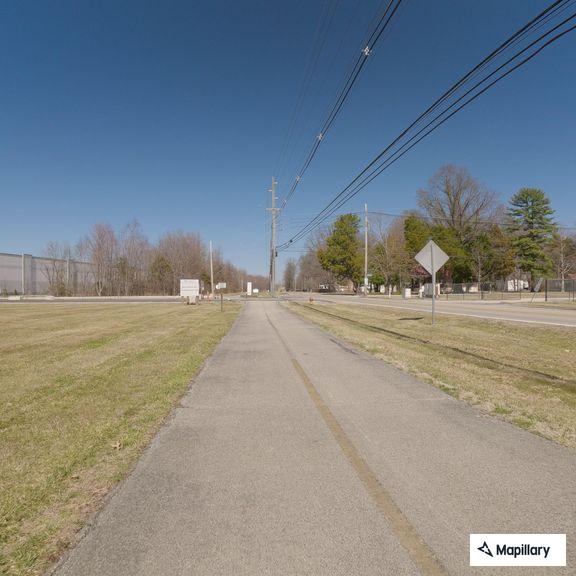 Reckless driver yells while erratic on Cane Run Road, Louisville KY ...