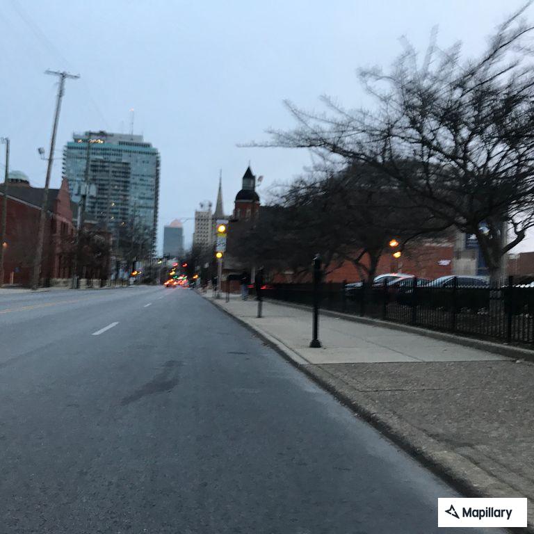 Car fire near Morrison Hall in Louisville, Louisville KY | CrimeRadar
