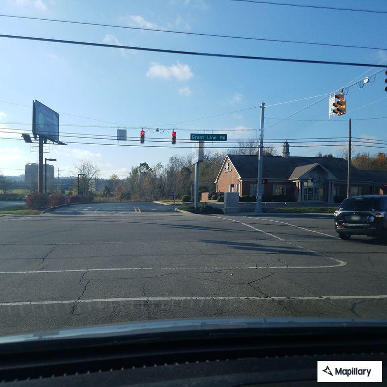 Possible theft reported near University Woods Dr, New Albany IN ...