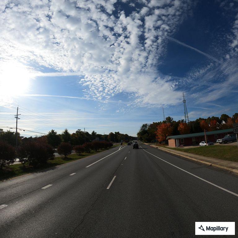 Couple argues in hotel room near Crain Hwy, La Plata MD | CrimeRadar