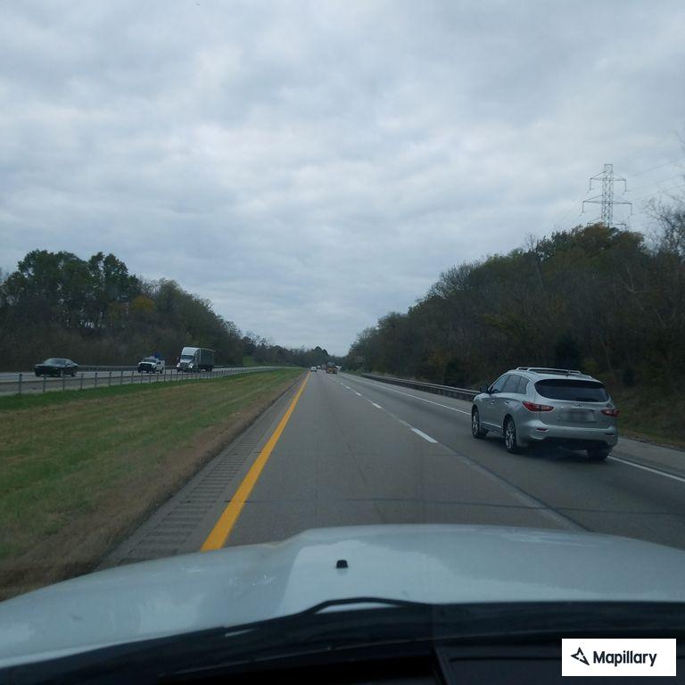 Three-vehicle collision blocks right lane on I-71 southbound, Carroll ...