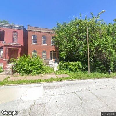 Small rubbish fire contained at two-story building, St. Louis MO ...