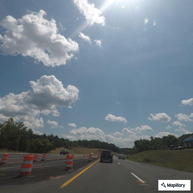 Broken-down tractor trailer blocks lane at intersection, Frederick ...
