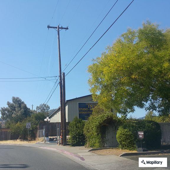 Suspicious car reported near McDonald's parking lot, Ukiah CA | CrimeRadar