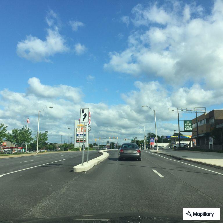 Police conduct routine traffic stop on Reisterstown Rd, Baltimore MD | CrimeRadar