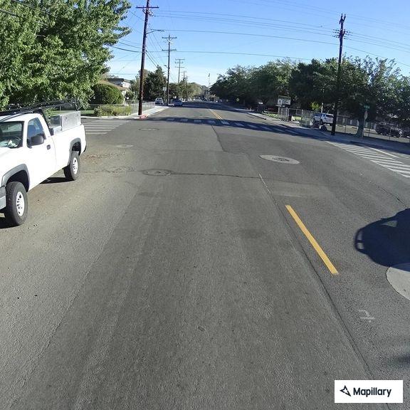 Traffic accident with injuries in 7-Eleven parking lot, Sparks NV ...