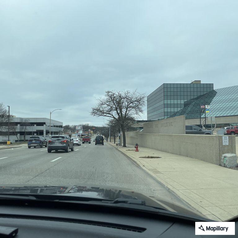 Person asked to leave area near Jefferson St, Springfield IL | CrimeRadar