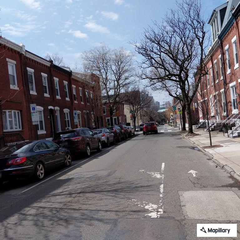 Man damages cars with sharp rock near 24th St, Philadelphia PA | CrimeRadar