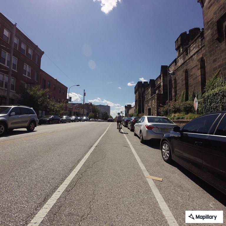 Commercial burglar alarm sounds at business on North St, Philadelphia ...