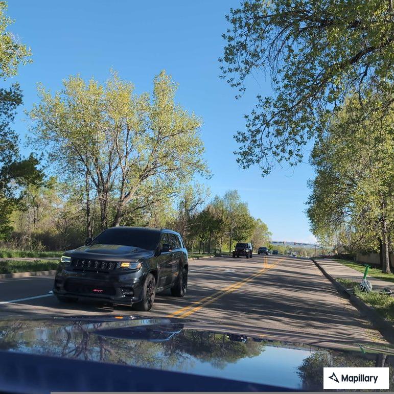 Raccoon trapped in dumpster near Valmont Road, Boulder CO | CrimeRadar