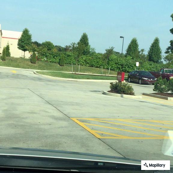 Panhandler sparks concern at Stigville Pike store, Mckees Rocks PA ...