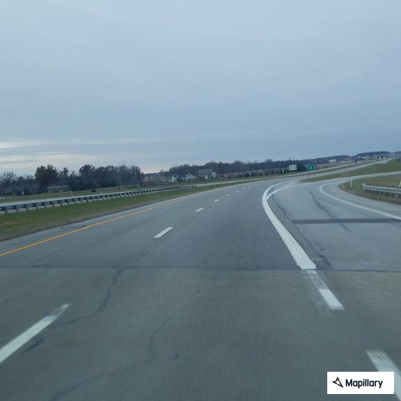 Male seen standing in ditch near Bob Evans on US-33, Auglaize County OH ...