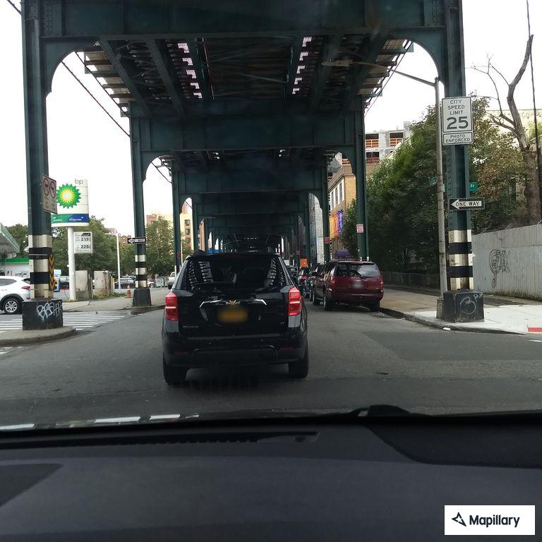 Unconfirmed possible shooting near Georgia Avenue food store, Brooklyn ...