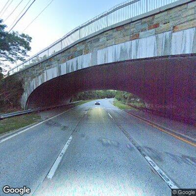 Emergency crews respond to crash on Wantagh State Parkway, Nassau ...