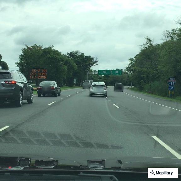 Vehicle flees at high speed on Nesconset Hwy, Hauppauge NY | CrimeRadar