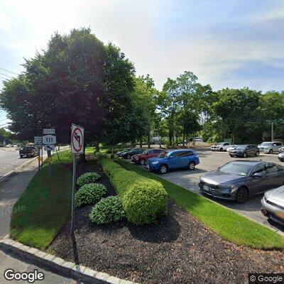 Vehicle accident causes fuel spill on westbound expressway, Hauppauge ...