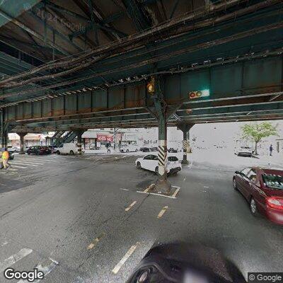 Male with broken leg requests medical help at subway station, New York ...