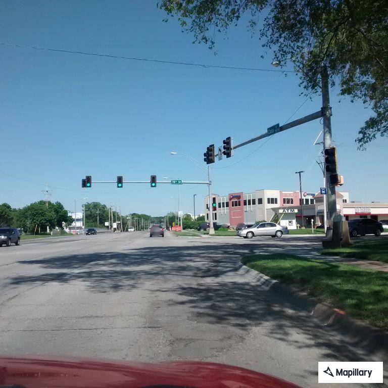Vehicles reportedly racing near 78th and Cass St, Omaha NE | CrimeRadar