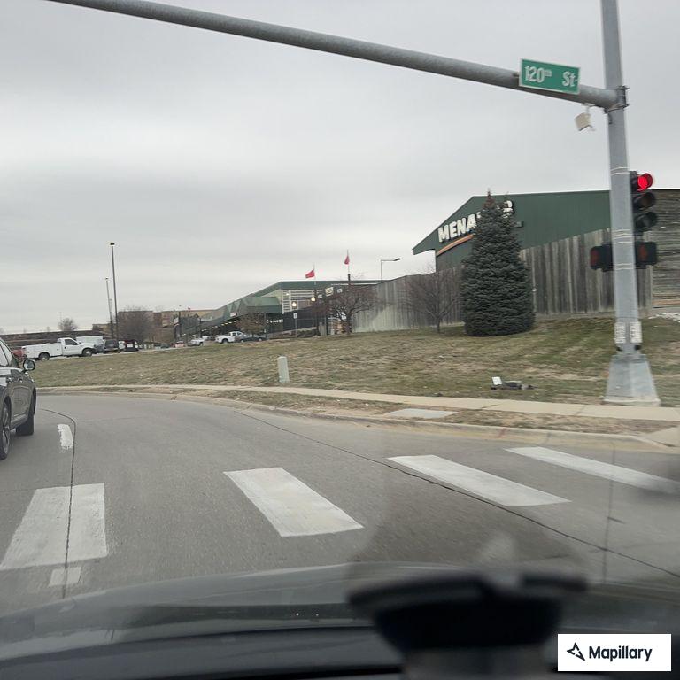 Traffic lights malfunction at 120th and Webster, Omaha NE | CrimeRadar