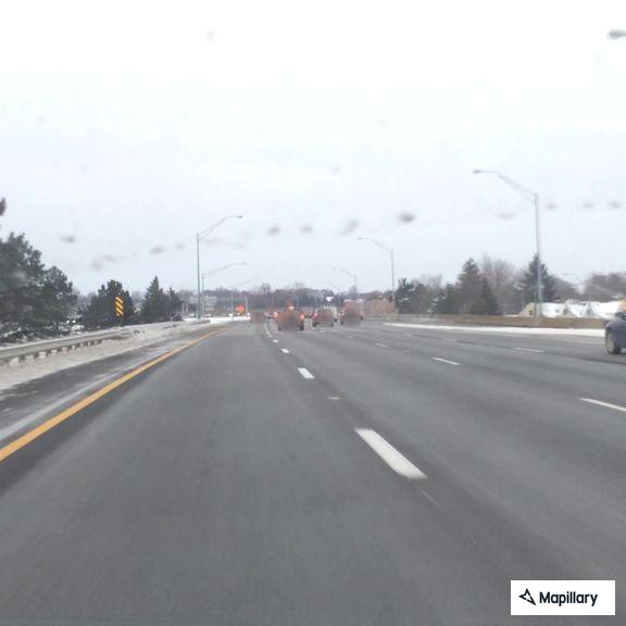 Multiple vehicle crash under i-480 bridge causes traffic delays ...