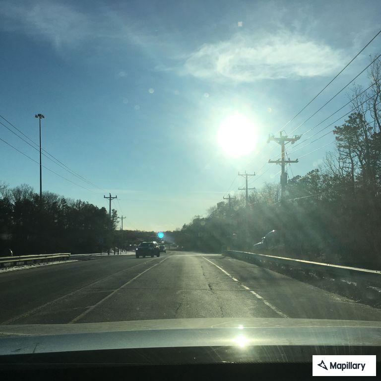 SUV crash on I-95 in snowy Rhode Island conditions, Kent County RI ...