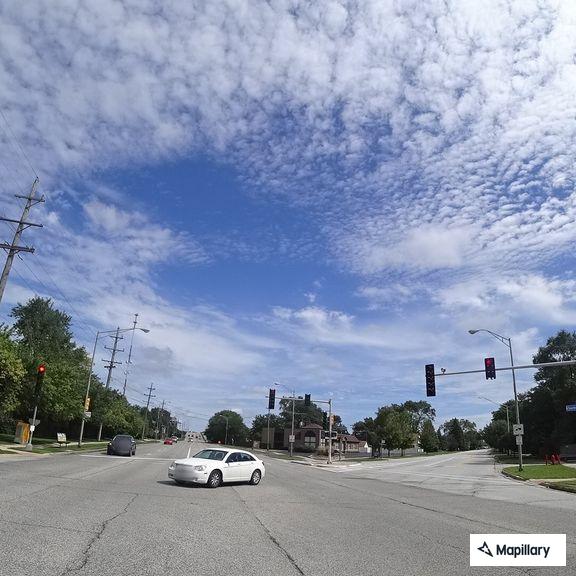 Ambulance dispatched for cardiac issue at 103rd St, Chicago Ridge IL ...