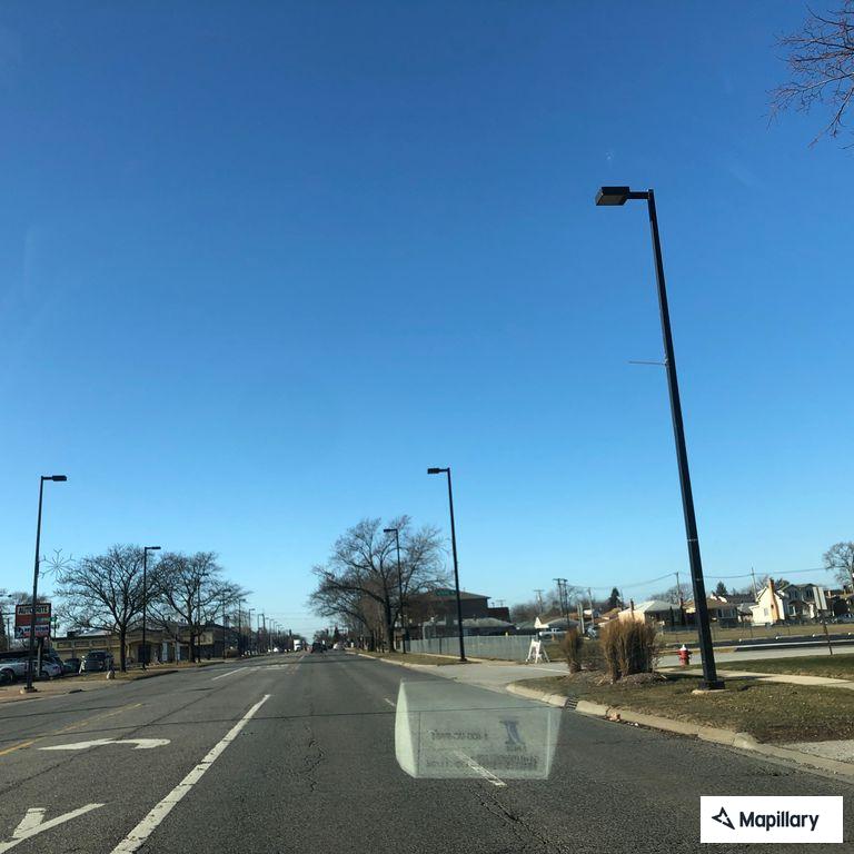 81-year-old man reports face pain near 79th St, Burbank IL | CrimeRadar